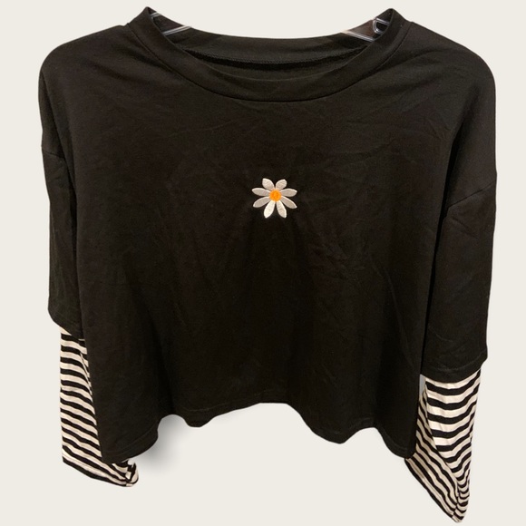 SHEIN | Tops | Shein Long Sleeve Crop Top Plus Size Xl | Poshmark